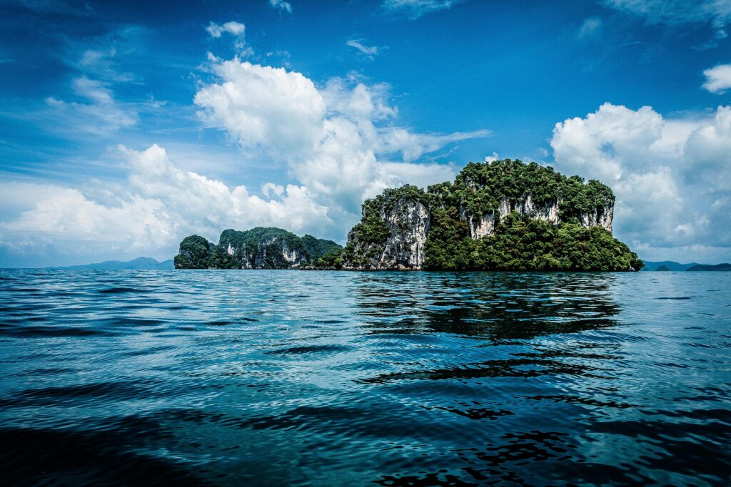 The 5 worth-exploring Islands in Thailand - The Colours of Thailand