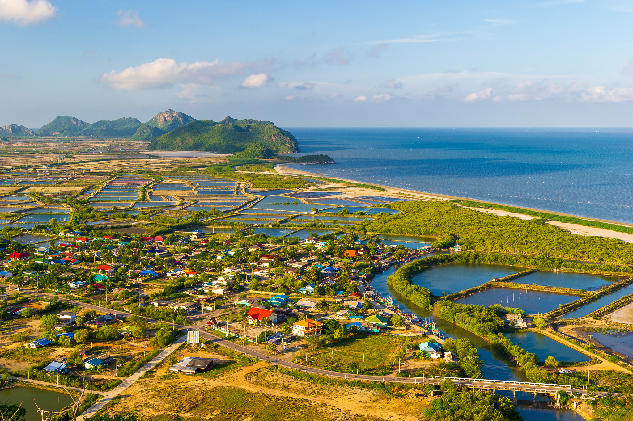 Thrilling adventure in Pranburi - The Colours of Thailand